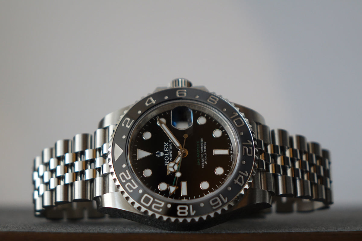 Rolex GMT Master 2 126710GRNR Jubilee Bruce Wayne Full set – Wristime